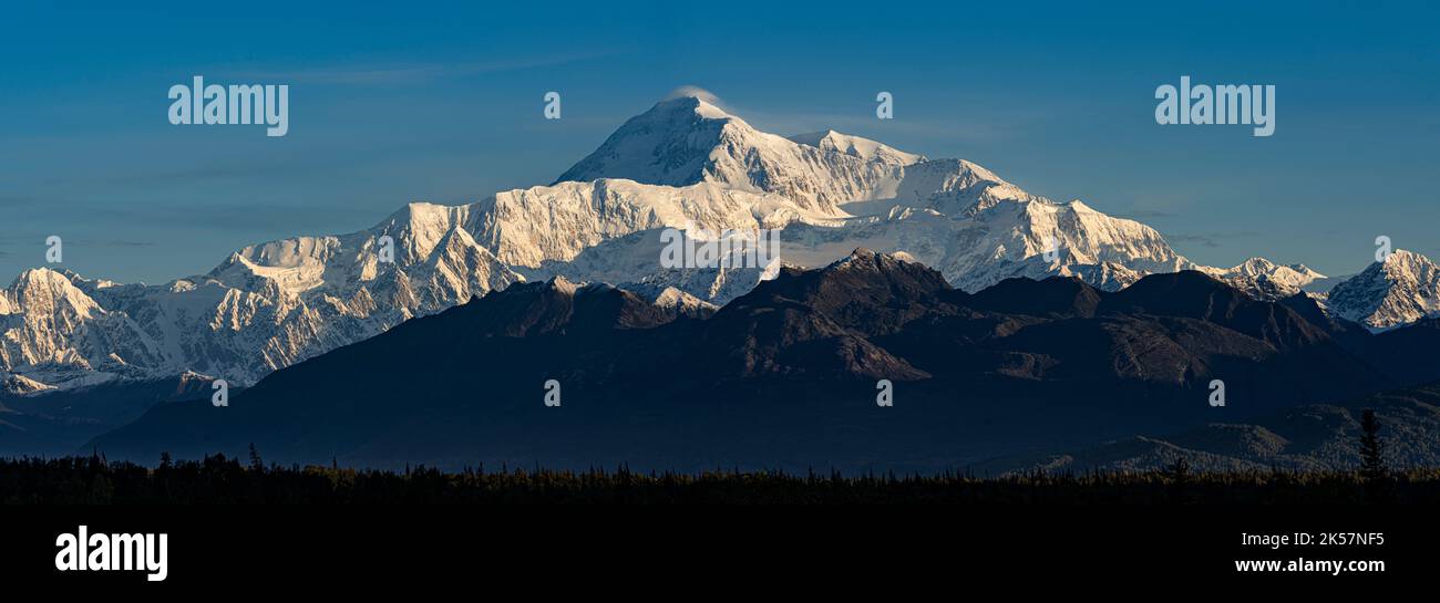 Denali (Mount McKinley) in Alaska, seen from Denali State Park Stock ...