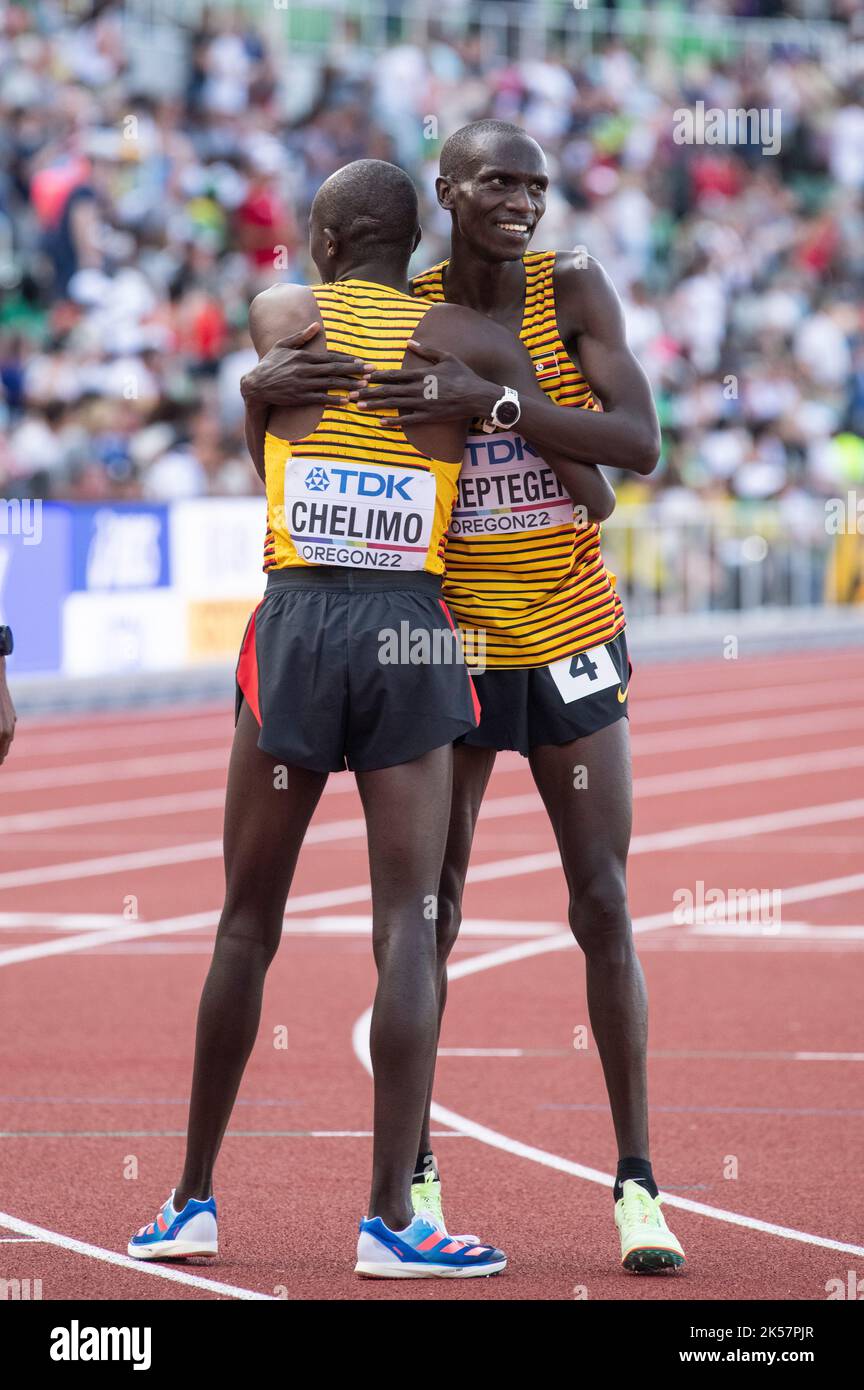 Oscar Chelimo and Joshua Cheptegei of Uganda competing in the men’s ...