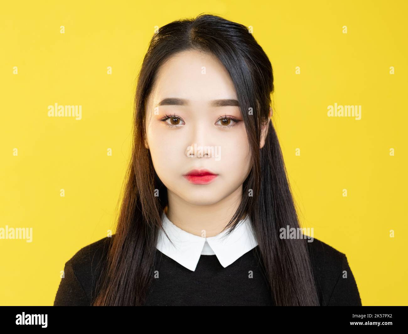 girl teenager woman portrait beauty pretty face Stock Photo - Alamy