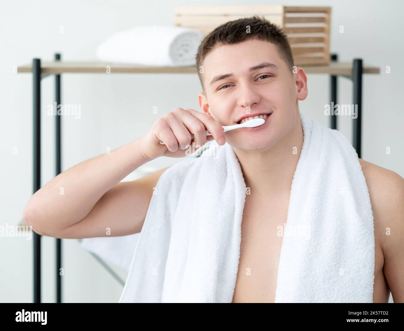 Dental hygiene routine hi-res stock photography and images - Alamy