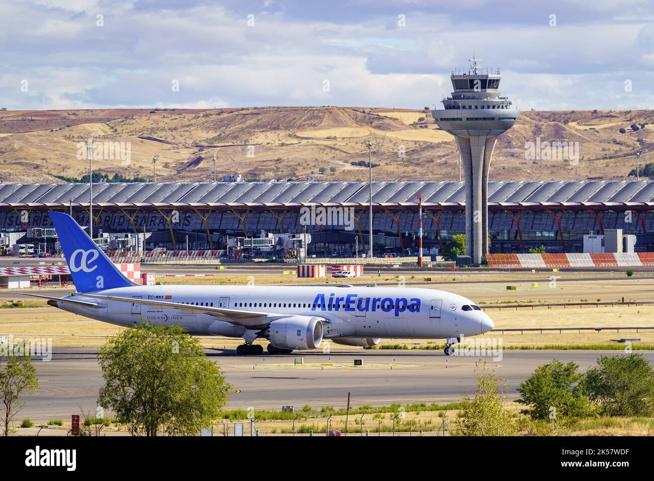 Madrid, Spain, October 30, 2022: plane landing at the airport and ...