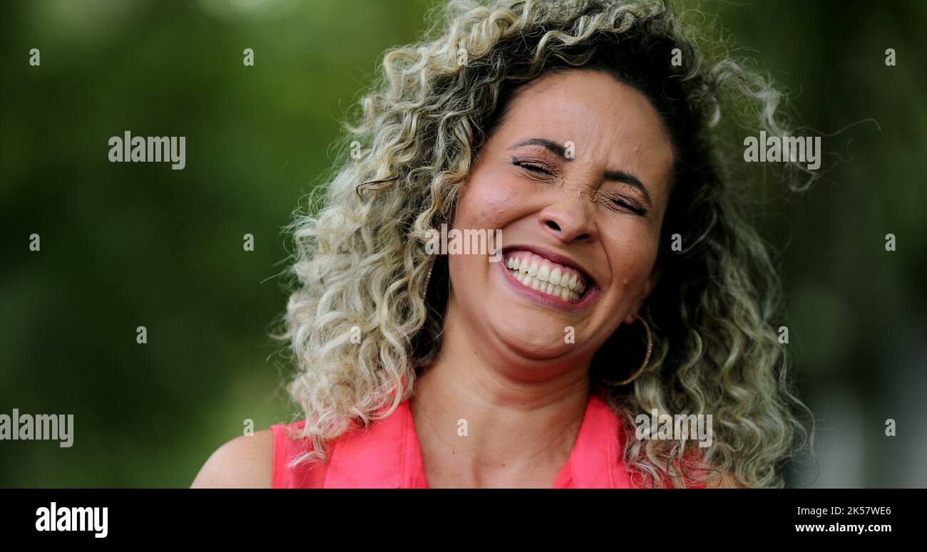 Fun person laughing, real life natural laugh and smile Stock Photo - Alamy