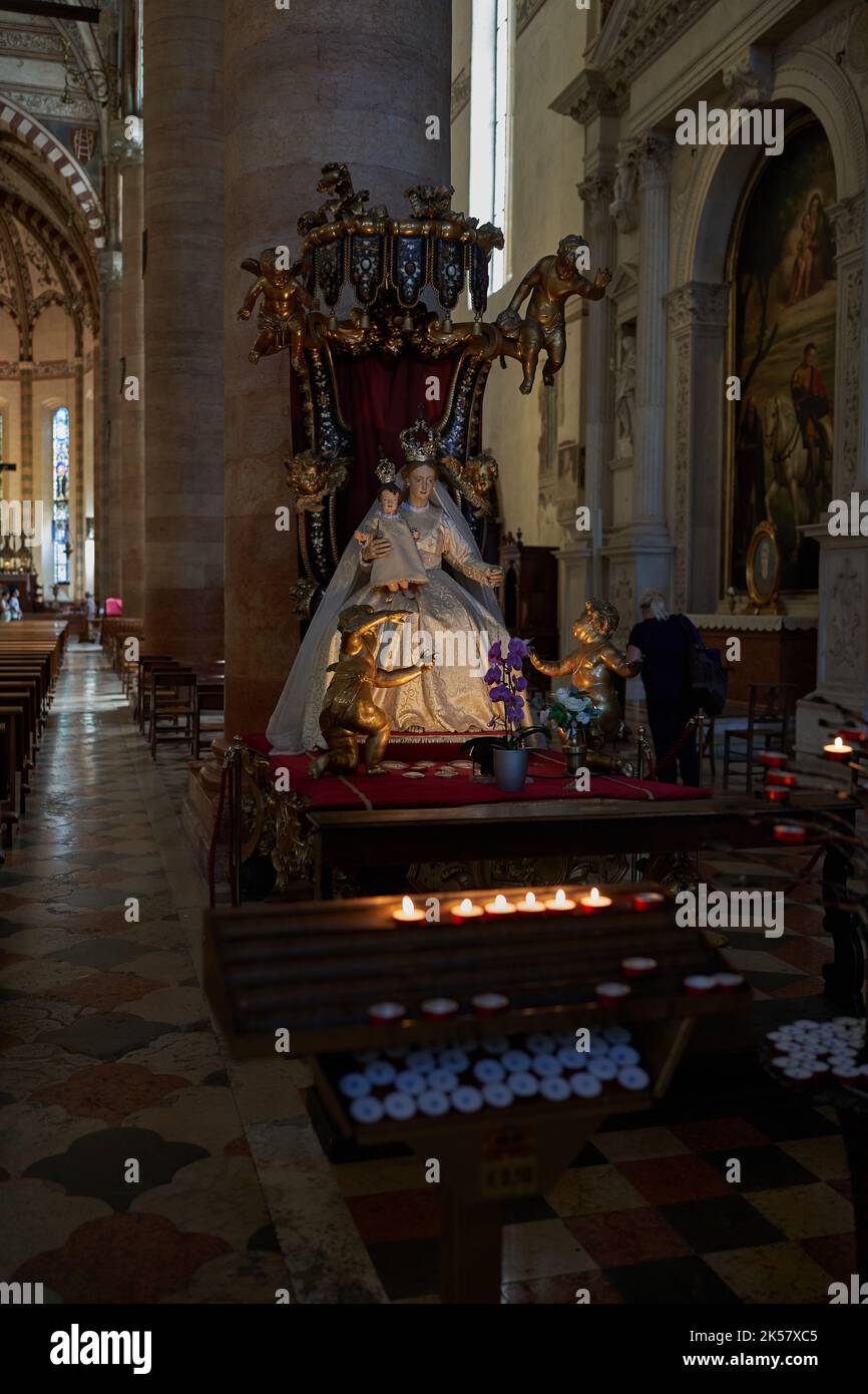 Verona, Italy - July 13, 2022 - The Basilica of Saint Anastasia example ...