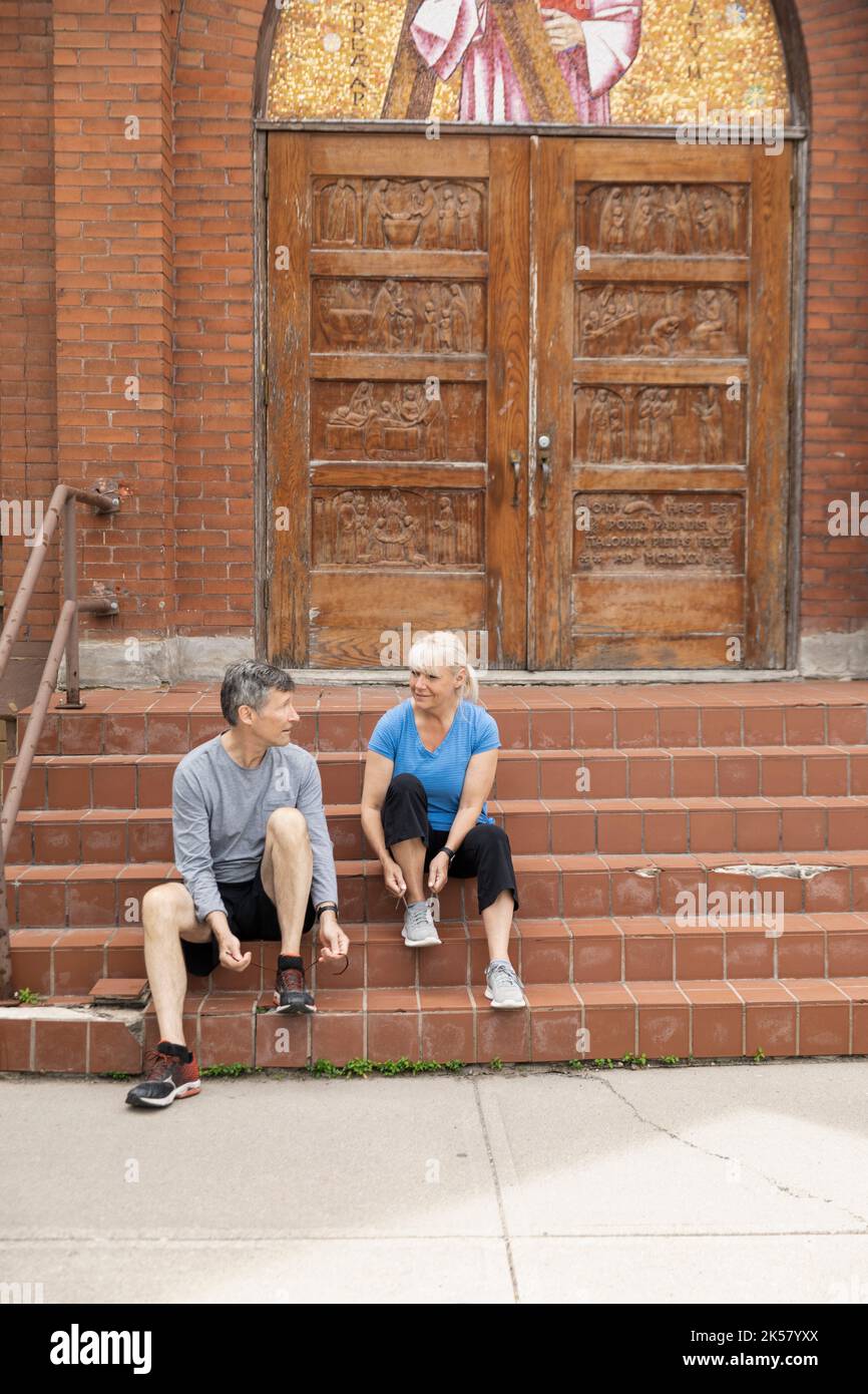 Women on church steps hi-res stock photography and images - Alamy