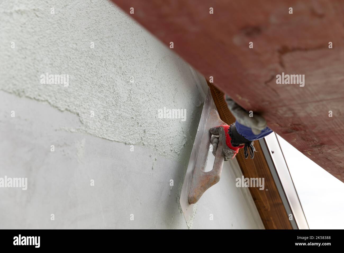 Hand touches concrete hi-res stock photography and images - Alamy