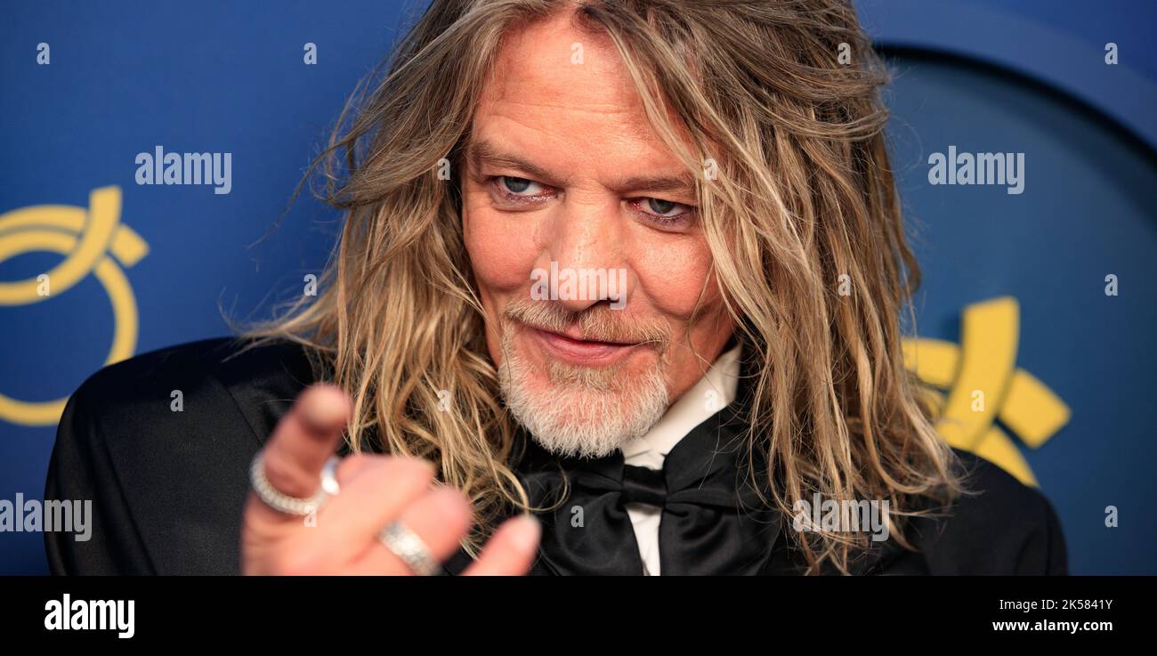 2022-10-06 18:42:14 AMSTERDAM - Tygo Gernandt on the red carpet before ...