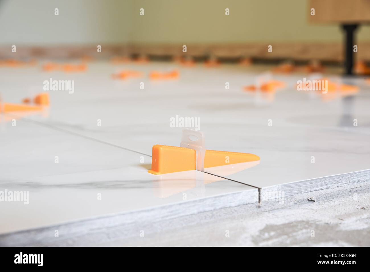 Spaced teeth hi-res stock photography and images - Alamy