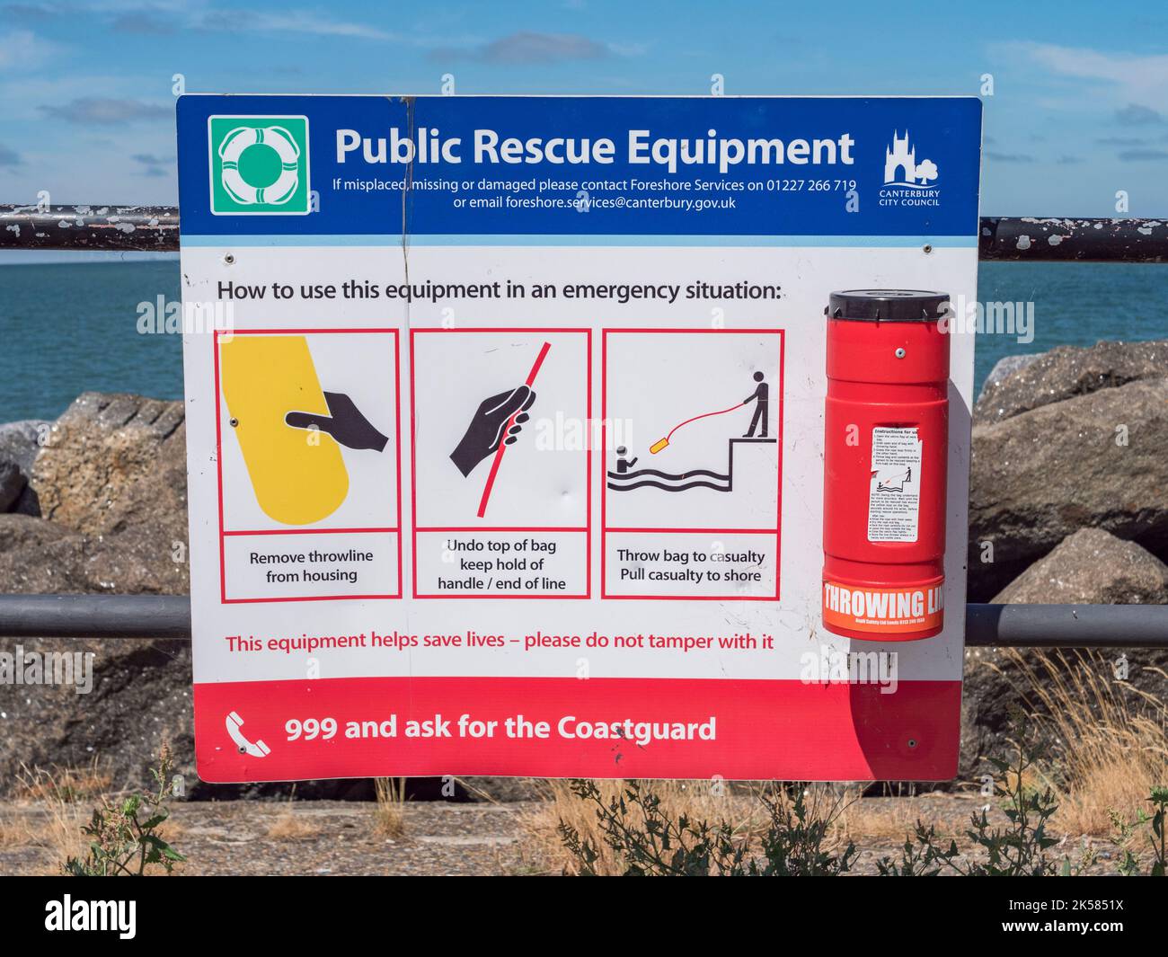 Public information board hi-res stock photography and images - Alamy