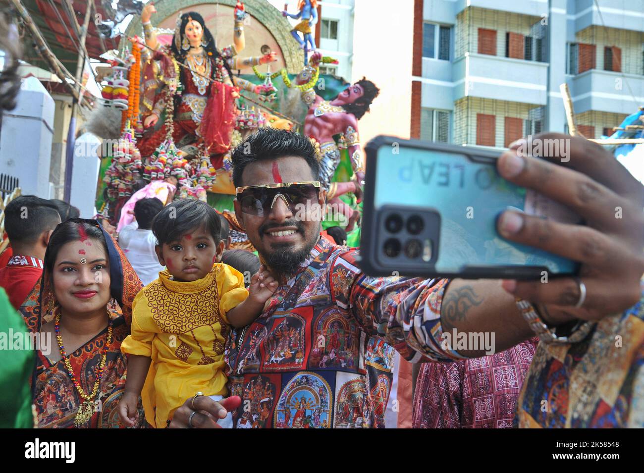 Dhaka, Bangladesh. 6th October 2022. Bijaya Dashami has been celebrated ...