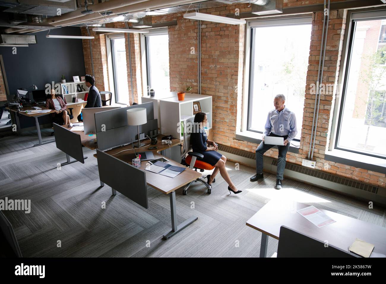 Open window in office hi-res stock photography and images - Alamy