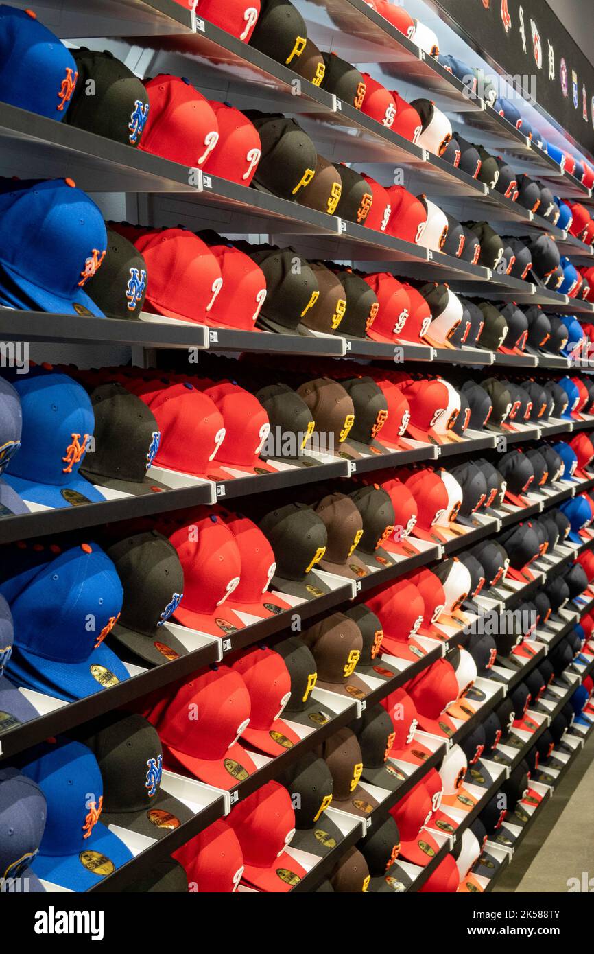 Major League Baseball flagship store in Rockefeller Center, New York ...