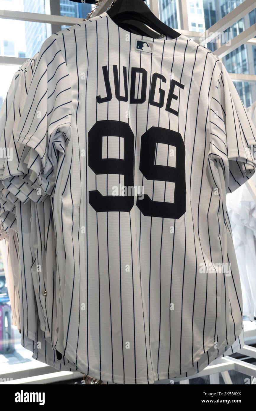 Major League Baseball flagship store in Rockefeller Center, New York ...