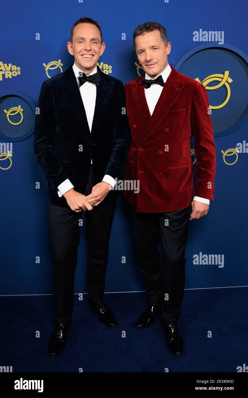 2022-10-06 18:59:24 AMSTERDAM - John de Bever with partner Kees Stevens ...