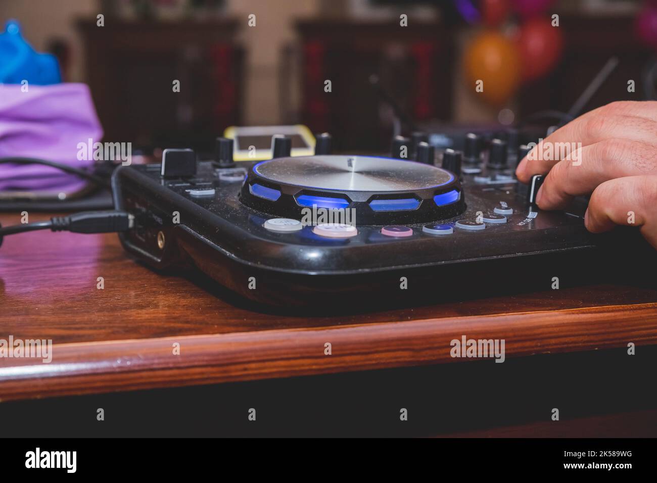 Music studio mixer booth hi-res stock photography and images - Alamy