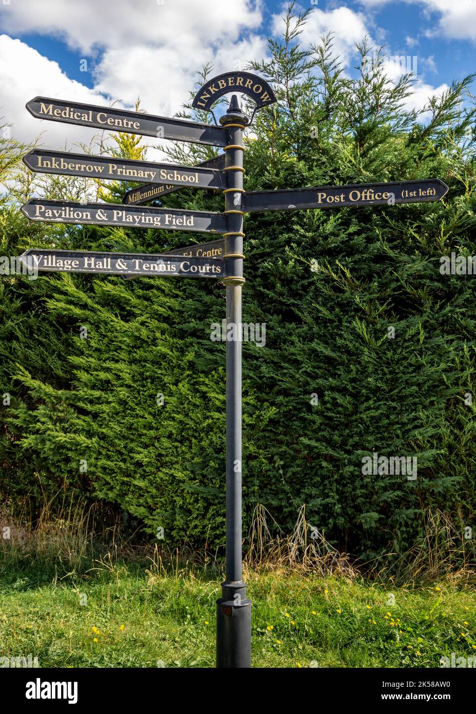 Directional signpost in Worcestershire village of Inkberrow Stock Photo ...