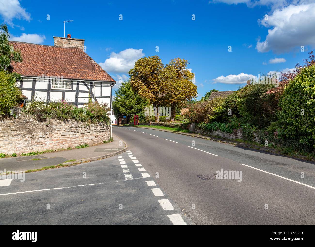 Street views with cottages in Worcestershire village of Inkberrow Stock ...