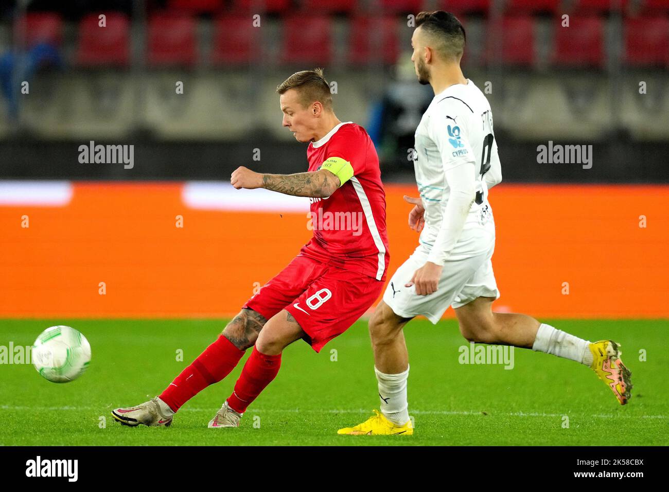 ALKMAAR - (lr) Jordy Clasie of AZ, Ioannis Pittas of Apollon Limassol ...