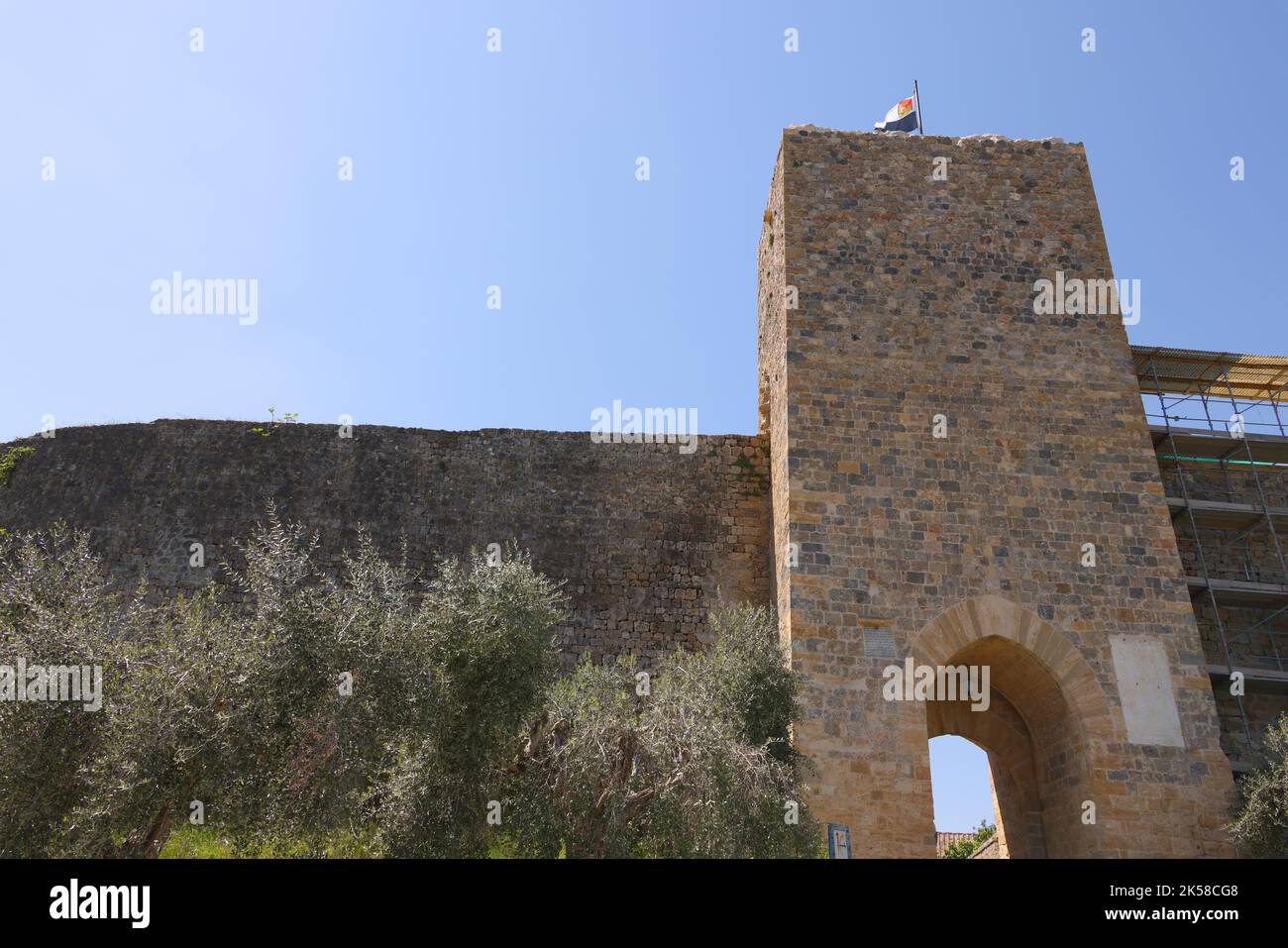 Medieval stone architectural detail in the Tuscan village of ...