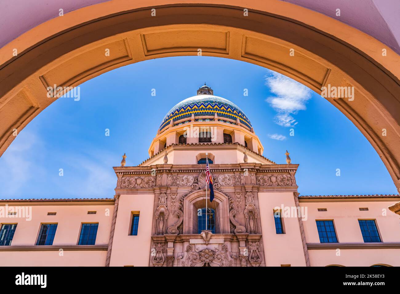 Arch dome hi-res stock photography and images - Alamy