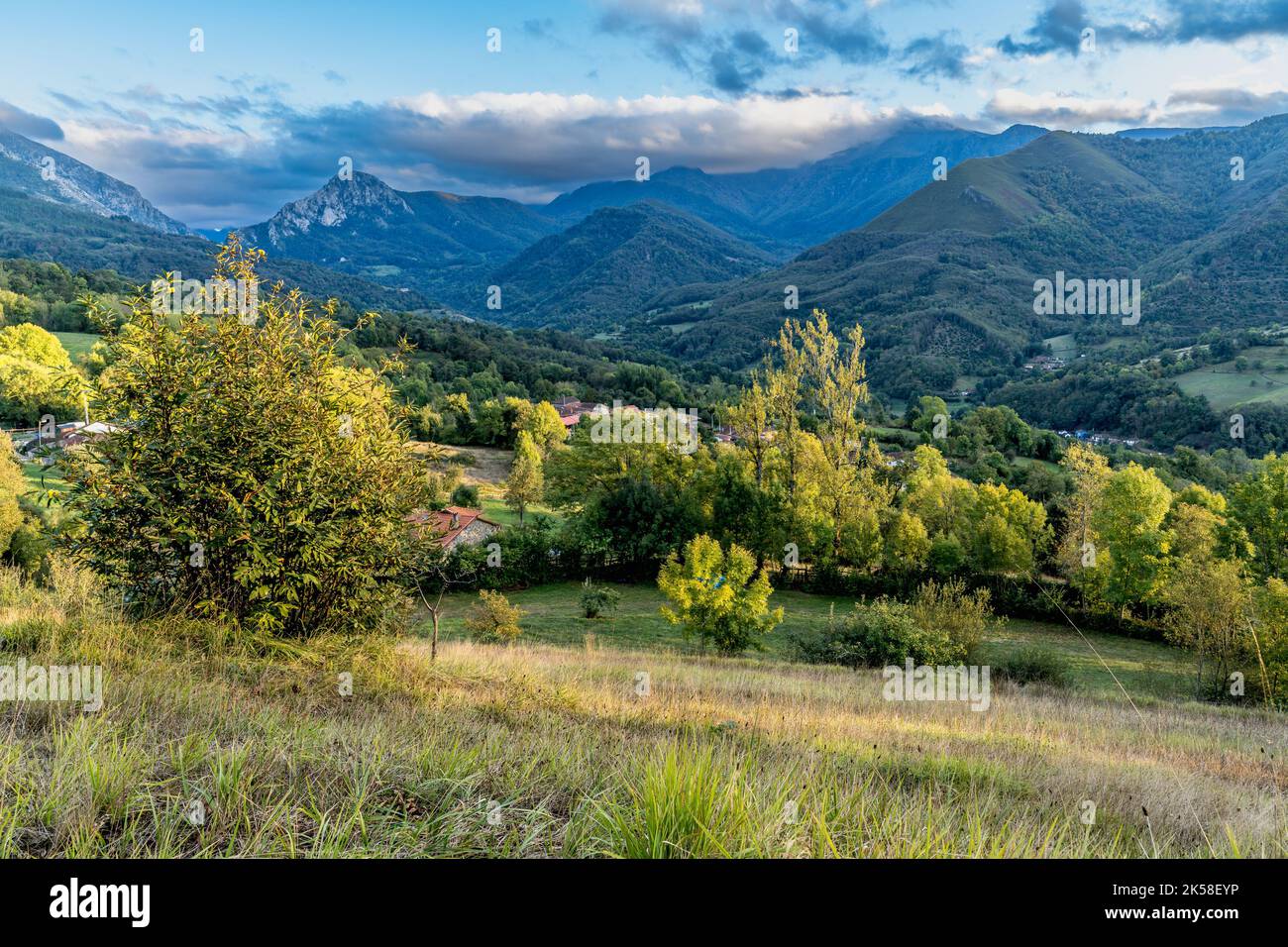 View of the town of Berruenu in Teberga, Teverga, in Las Ubinas La Mesa ...