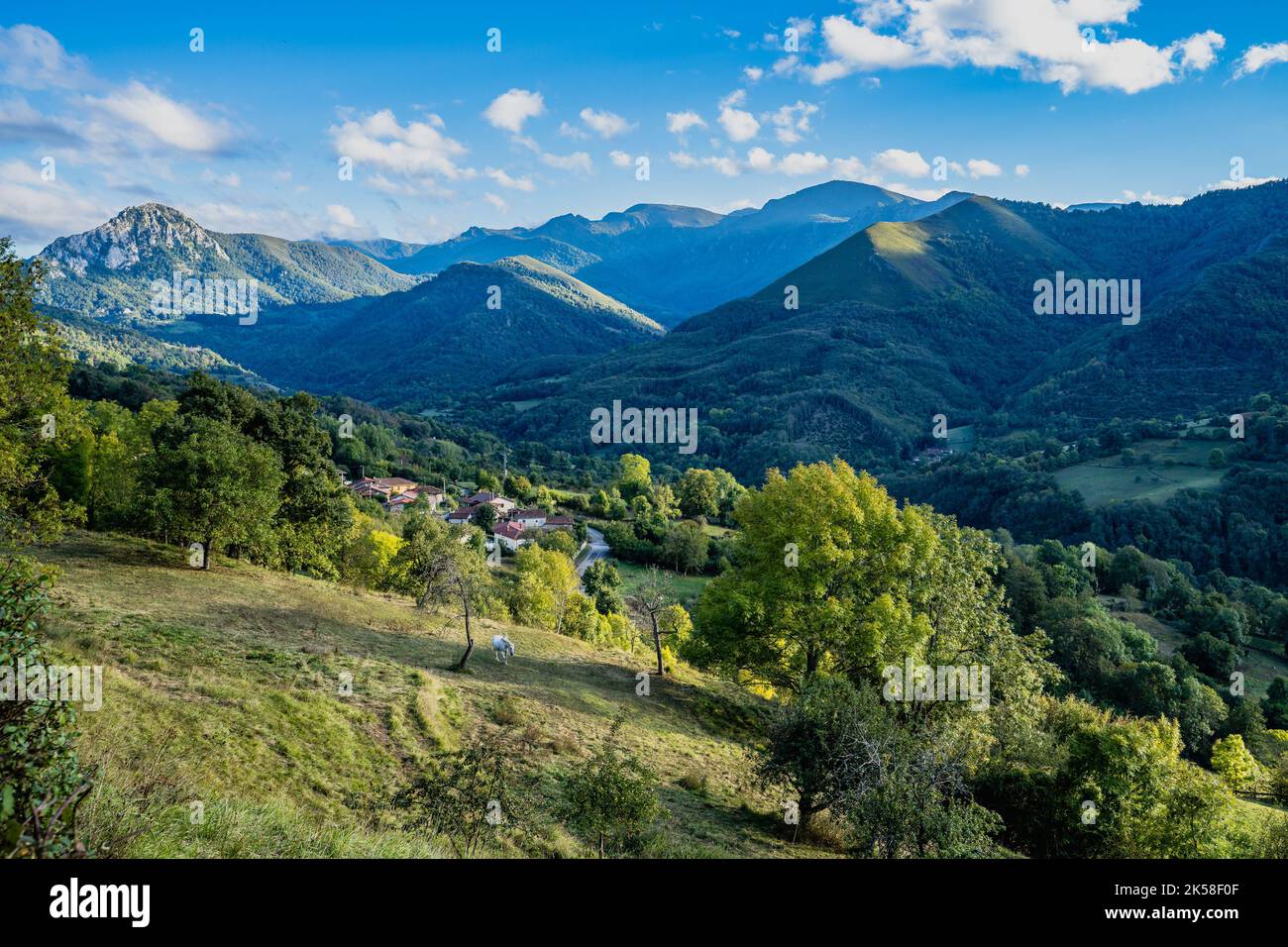 View of the town of Berruenu in Teberga, Teverga, in Las Ubinas La Mesa ...