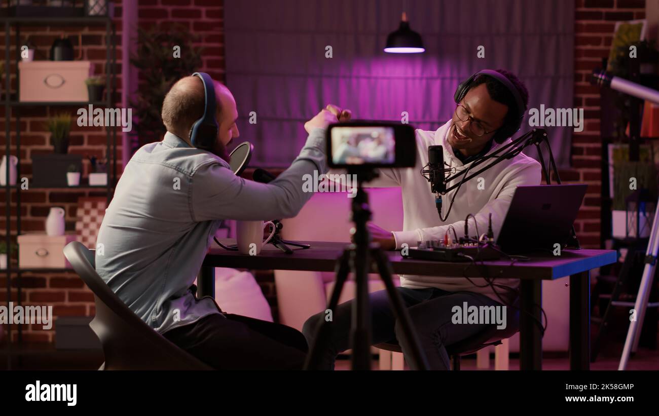 Host camera guest hi-res stock photography and images - Alamy