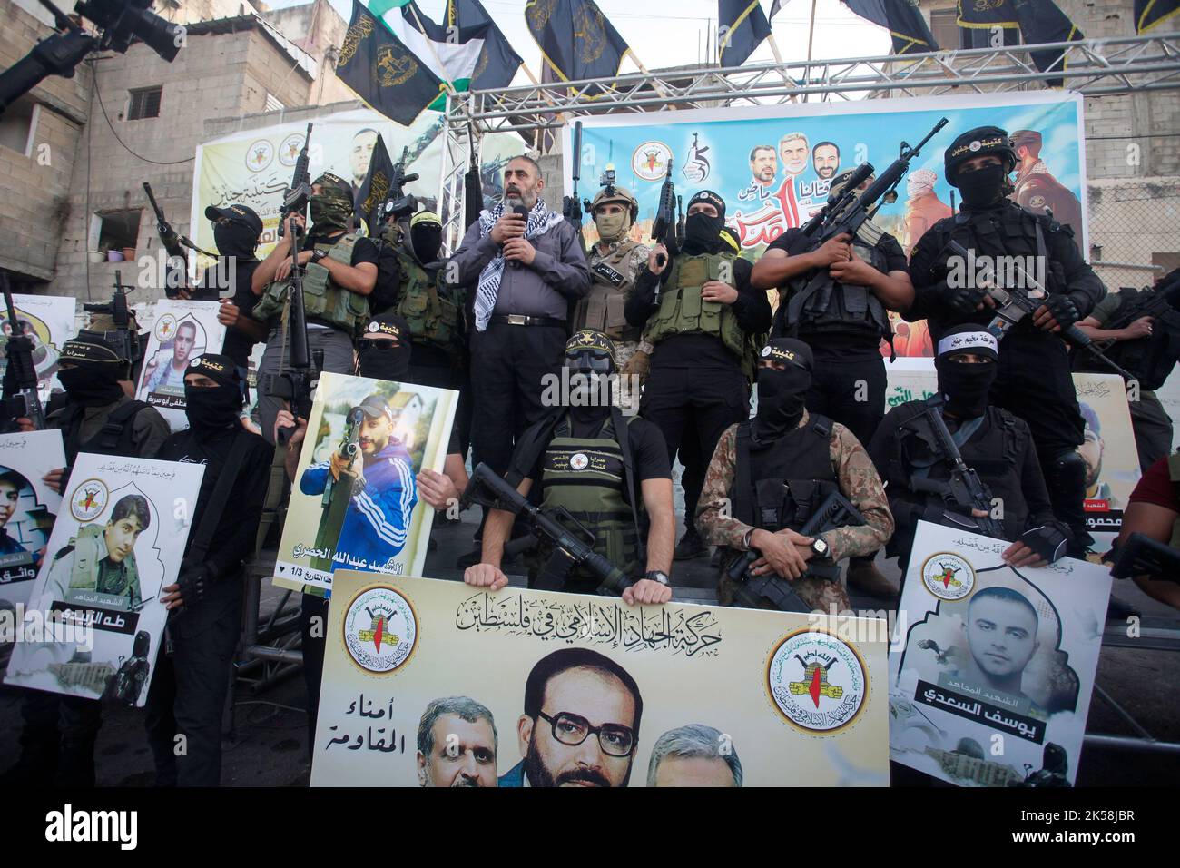 Palestinian gunmen from the Jenin battalion and the Islamic Jihad ...