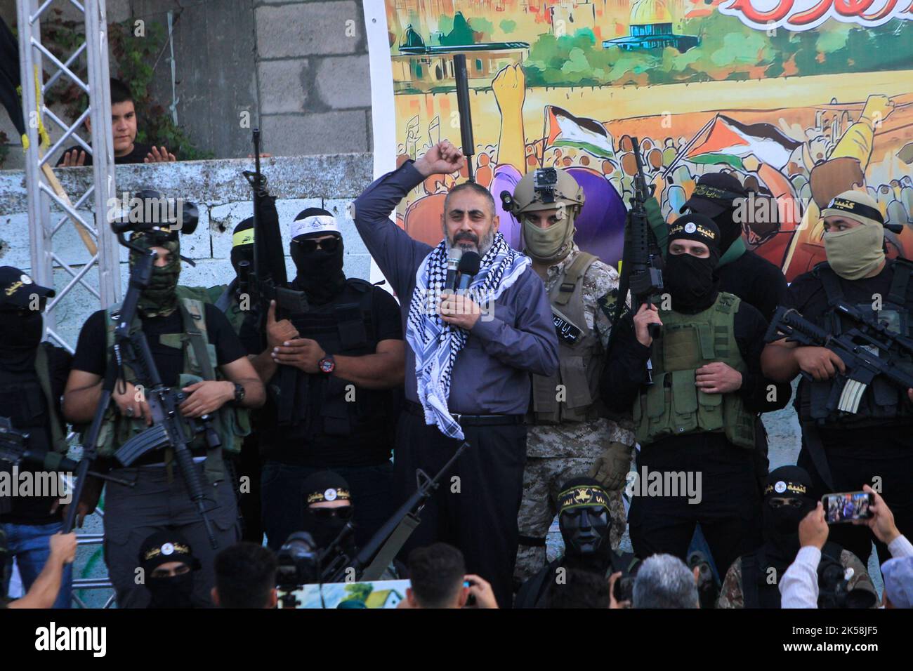 Jenin, Palestine. 06th Oct, 2022. Palestinian gunmen from the Jenin ...