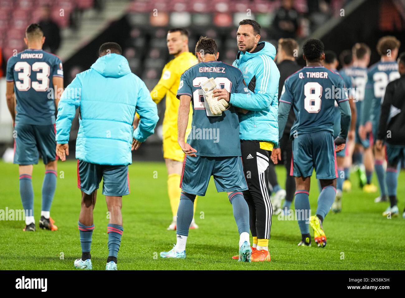 Herning - Santiago Gimenez of Feyenoord, Feyenoord keeper Ofir Marciano ...