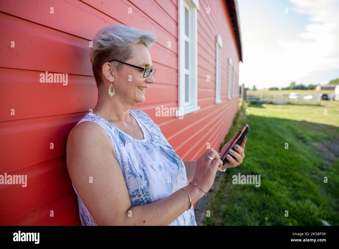 Rural convenience hi-res stock photography and images - Alamy