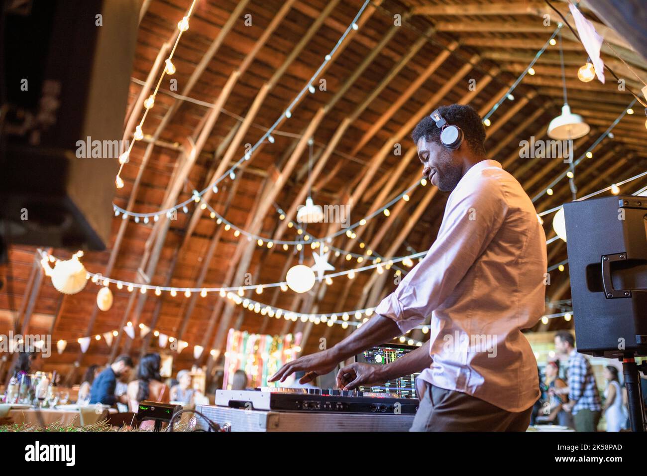 Dj photography hi-res stock photography and images - Alamy