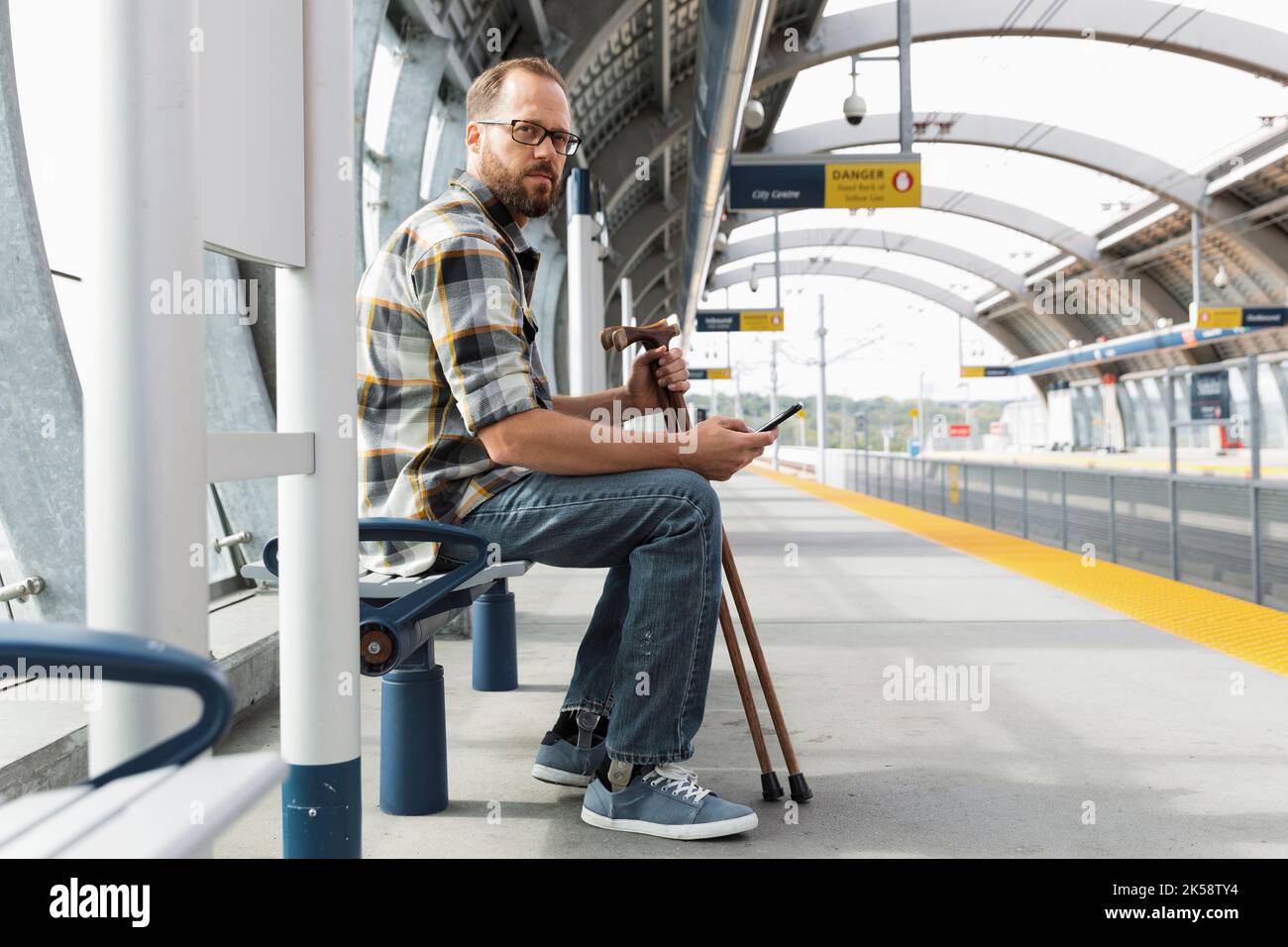 Walking on sticks hi-res stock photography and images - Alamy