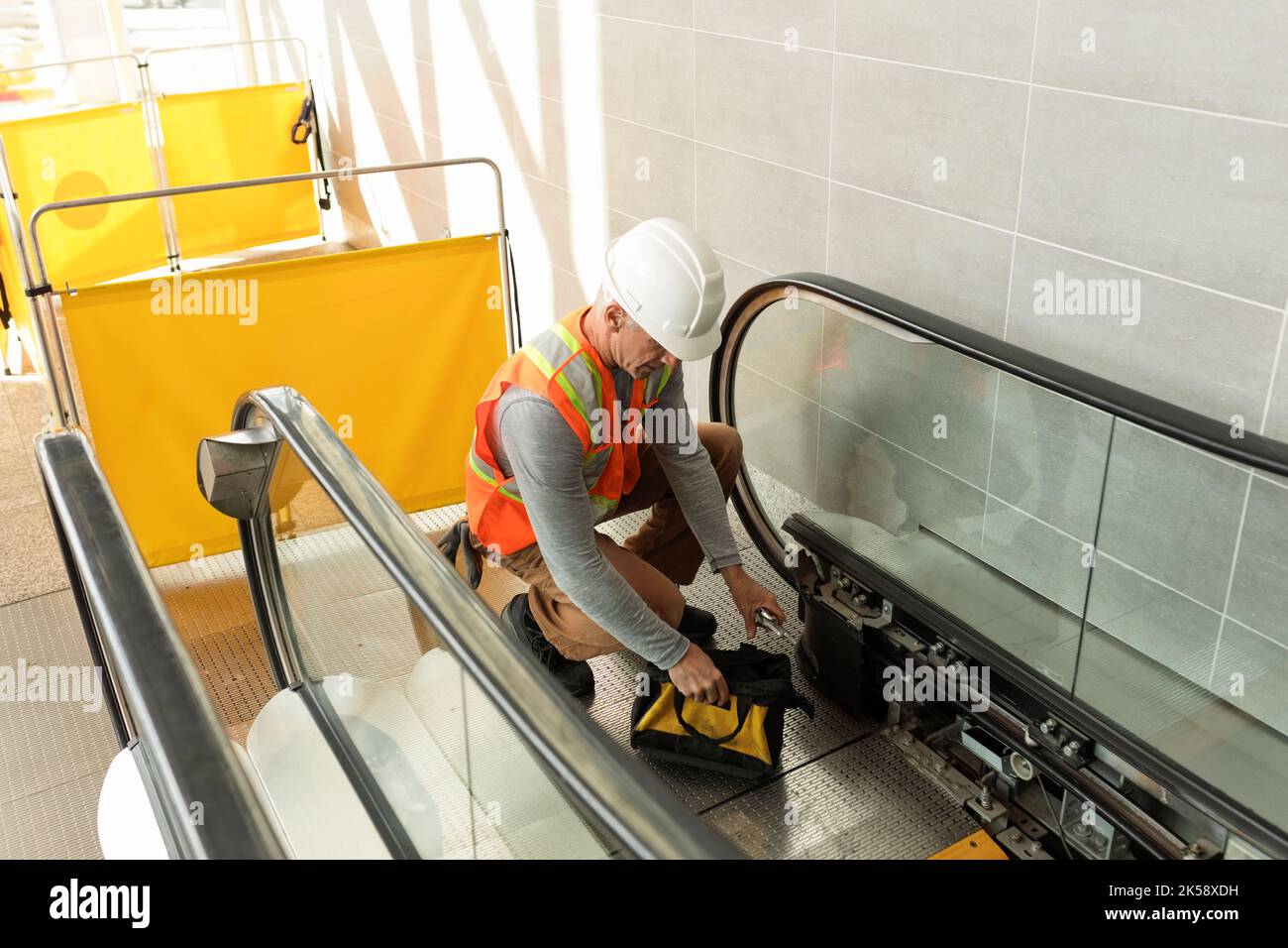 Escalator in maintenance hi-res stock photography and images - Alamy