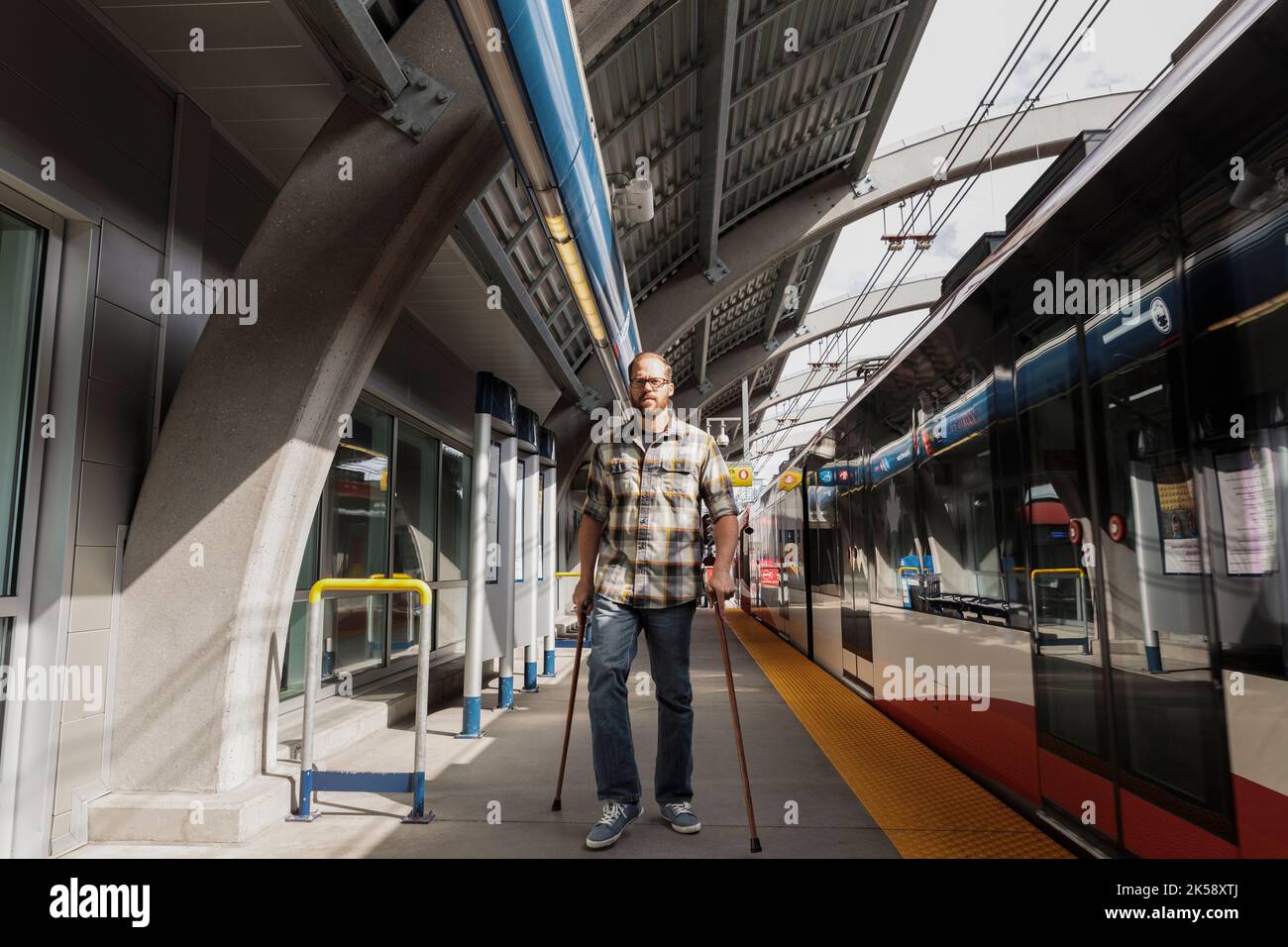 Platform of sticks hi-res stock photography and images - Alamy