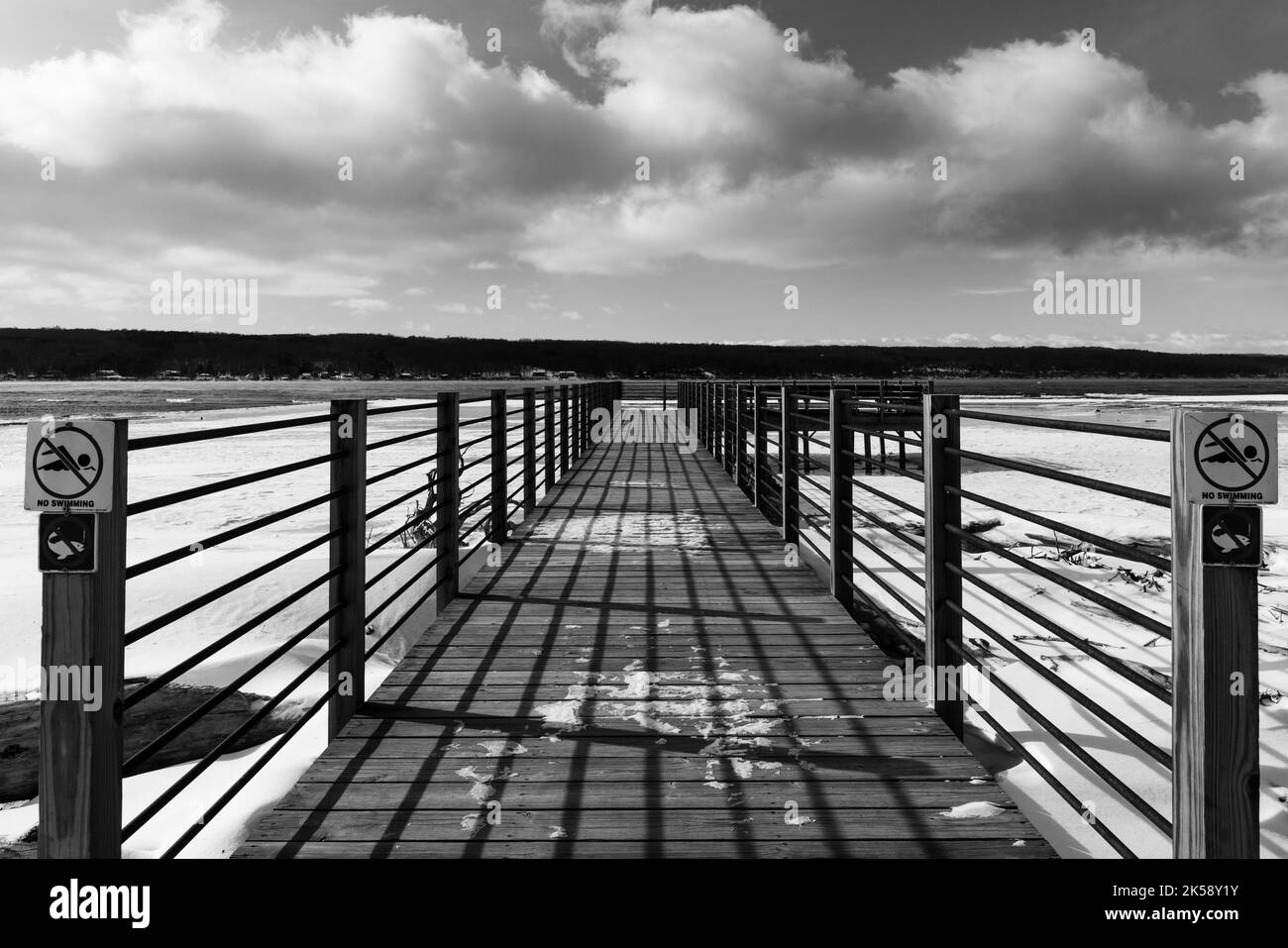 Wooden finger pier Black and White Stock Photos & Images - Alamy