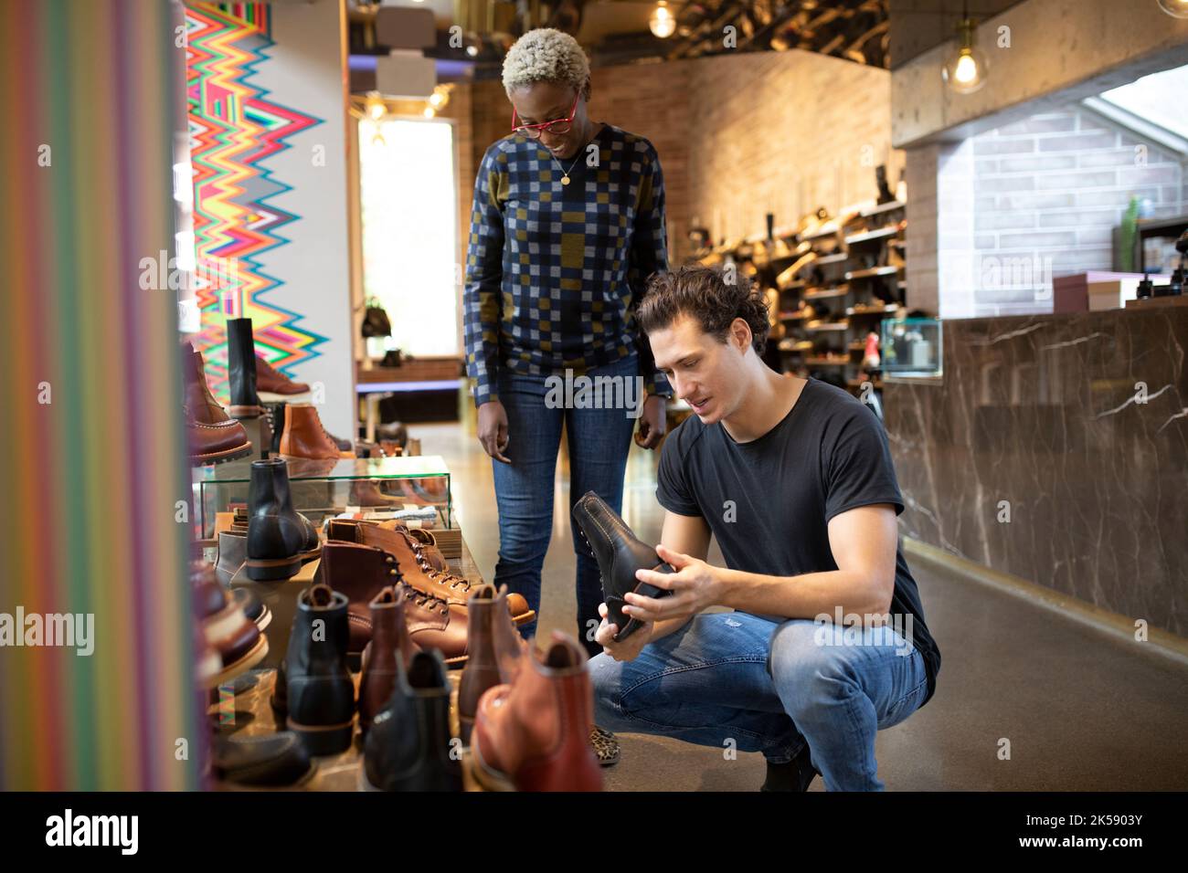 Man assistant hi-res stock photography and images - Alamy