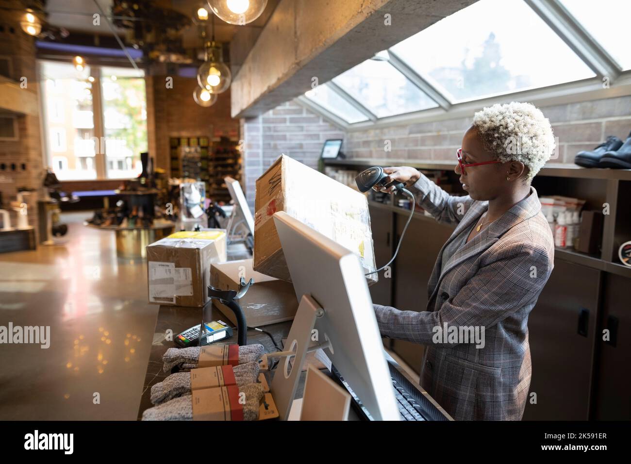 Shoe box barcode hi-res stock photography and images - Alamy