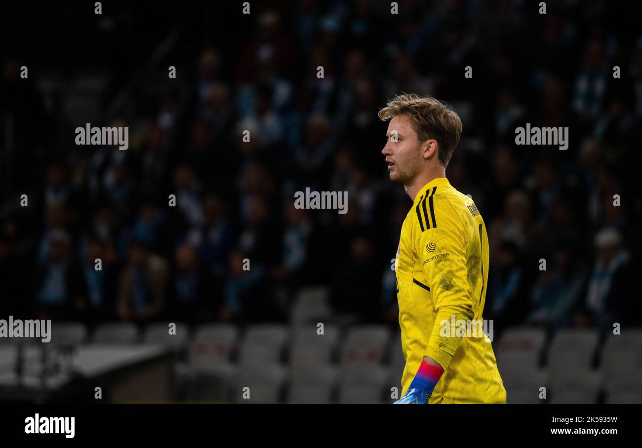 Malmoe, Sweden. 06th Oct, 2022. Goalkeeper Frederik Ronnow (1) of Union ...