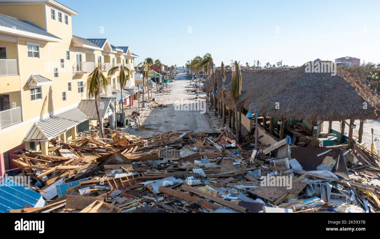 Fort Myers, Florida, USA. 4th Oct, 2022. Drone image shows the ...