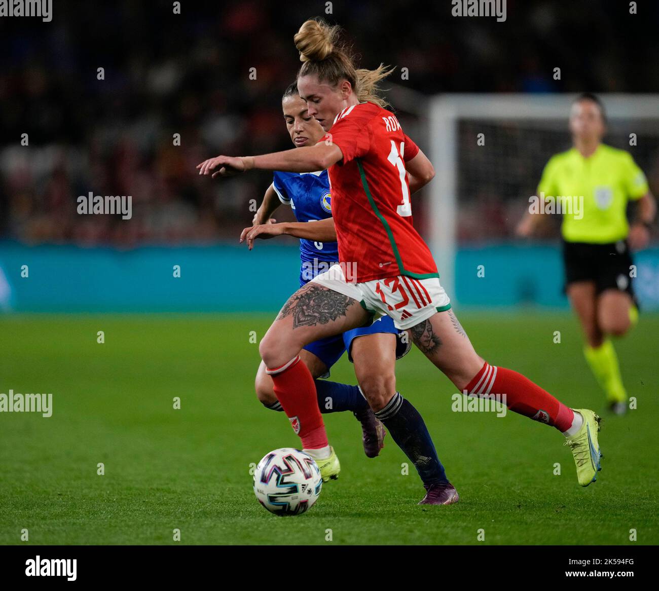Dribbles ball hi-res stock photography and images - Alamy