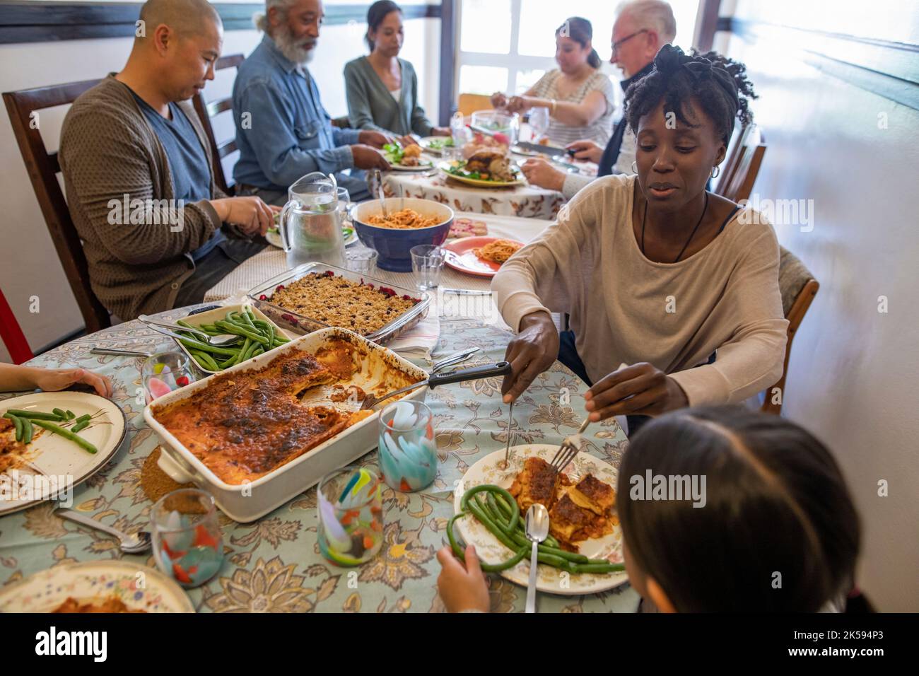 Community series 6 hi-res stock photography and images - Alamy