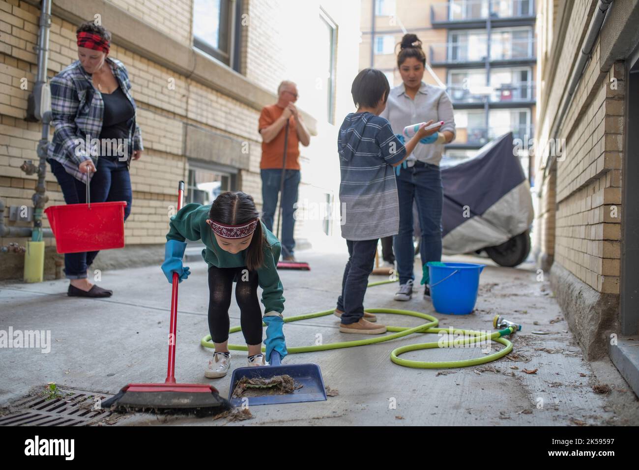 Family neighbors hi-res stock photography and images - Alamy