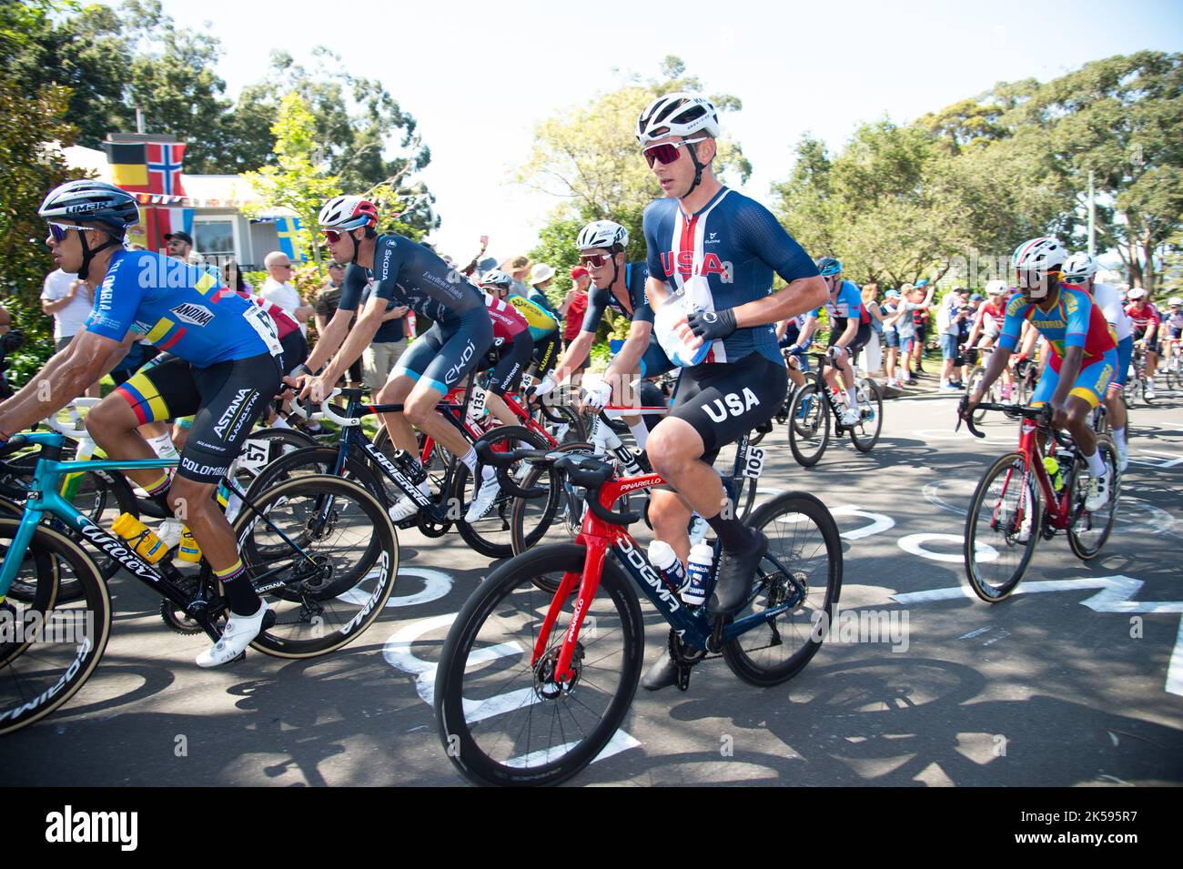 Magnus Sheffield of Team USA eats flunch rom a musette during the Elite ...