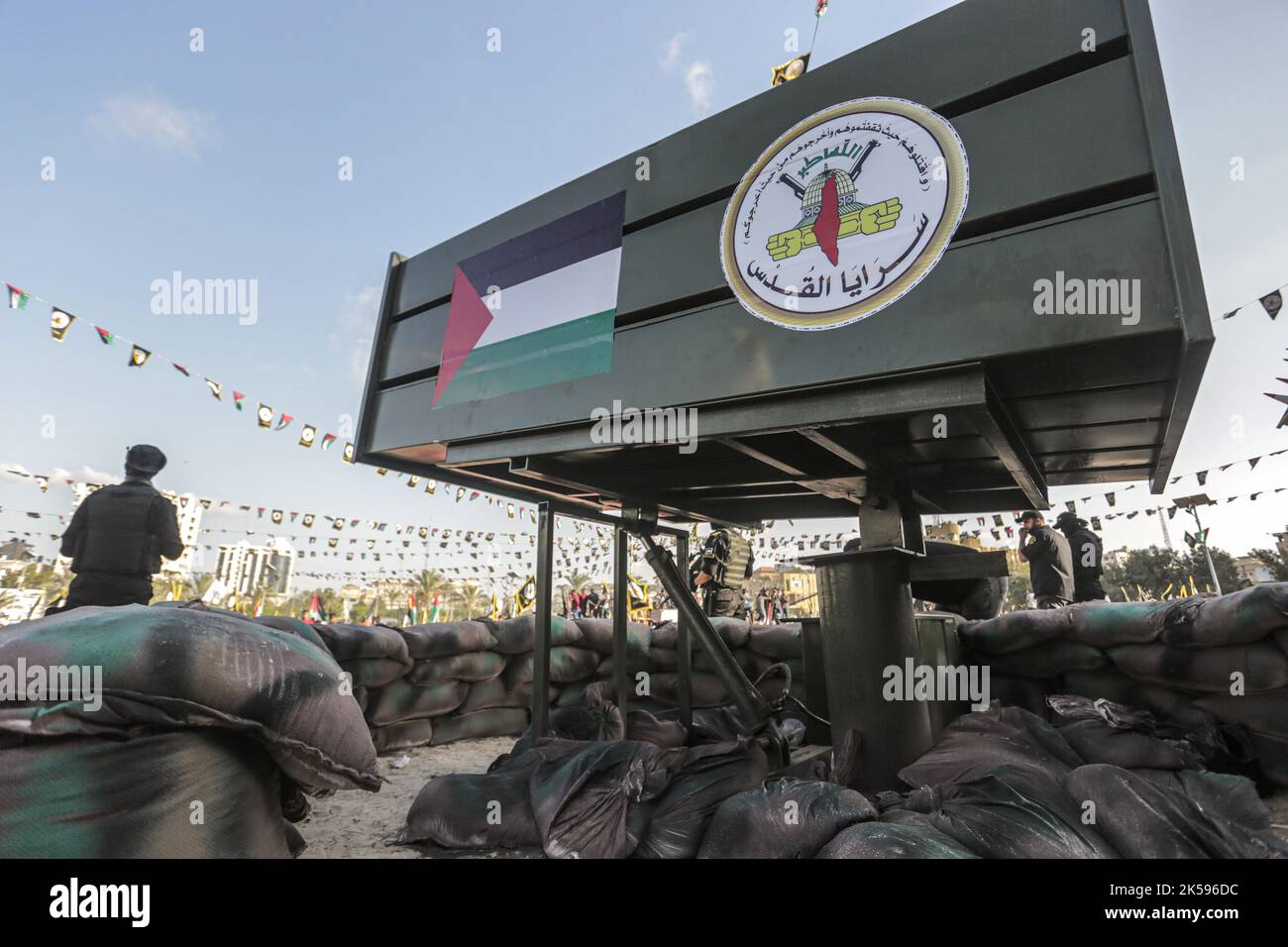 Fighters of the Al-Quds Brigades, the armed wing of the Palestinian ...