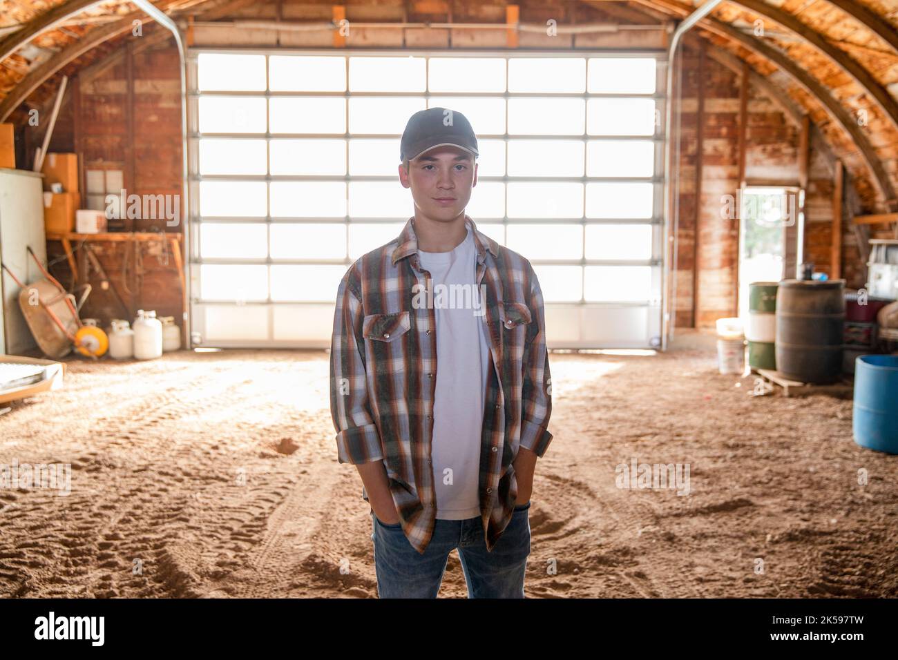 Confident teenage boy hi-res stock photography and images - Alamy Confident teenage boy hi-res stock photography and images - Alamy