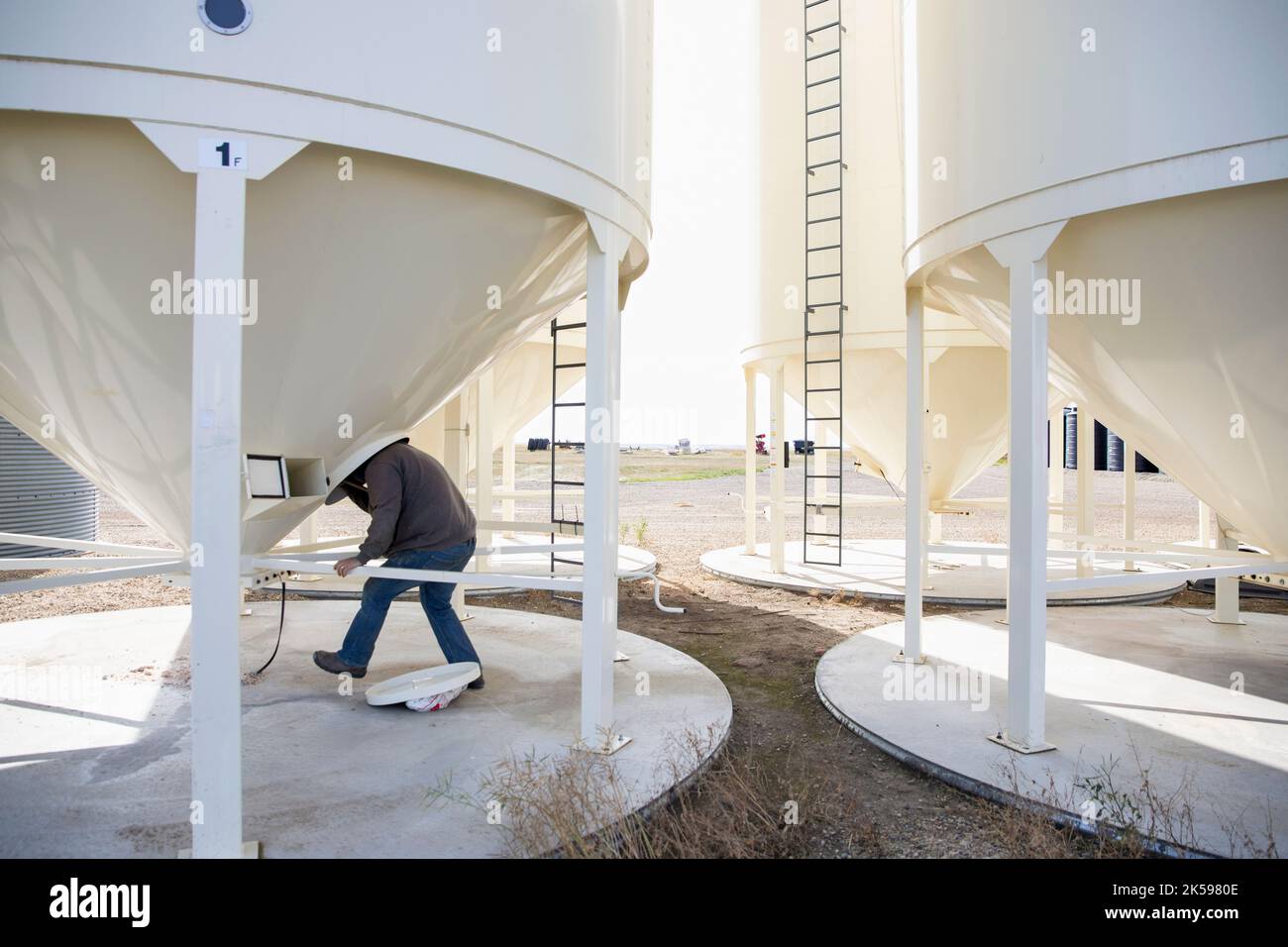 Inside a silo hi-res stock photography and images - Alamy
