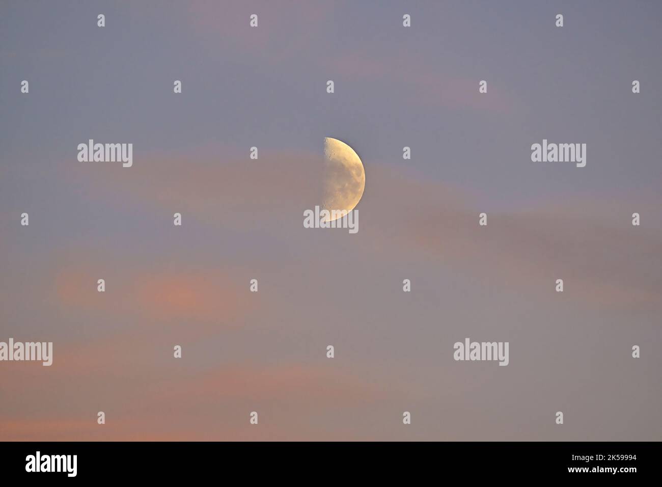 Skyscape moon mist hi-res stock photography and images - Alamy