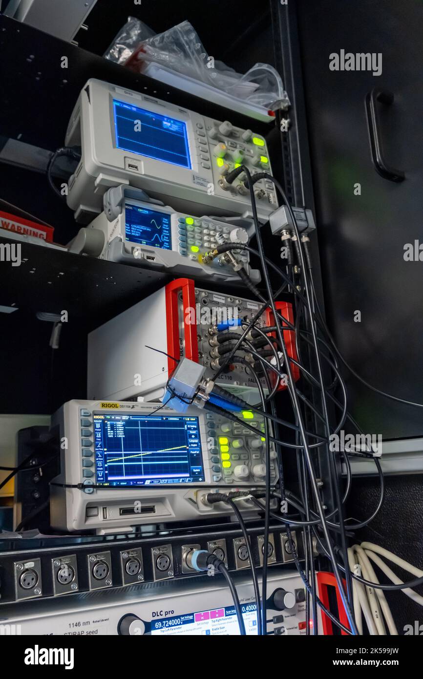 Ion based quantum computing hi-res stock photography and images - Alamy