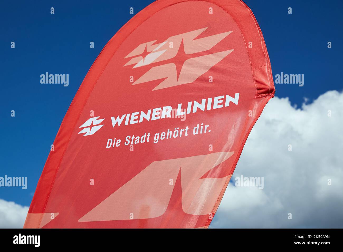 Wiener linien hi-res stock photography and images - Alamy
