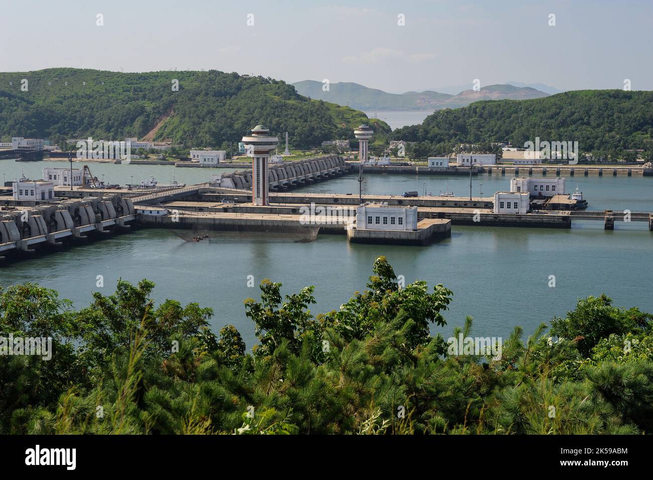 14.08.2012, North Korea, Pyeongannam-do, Nampo - Elevated view of the ...